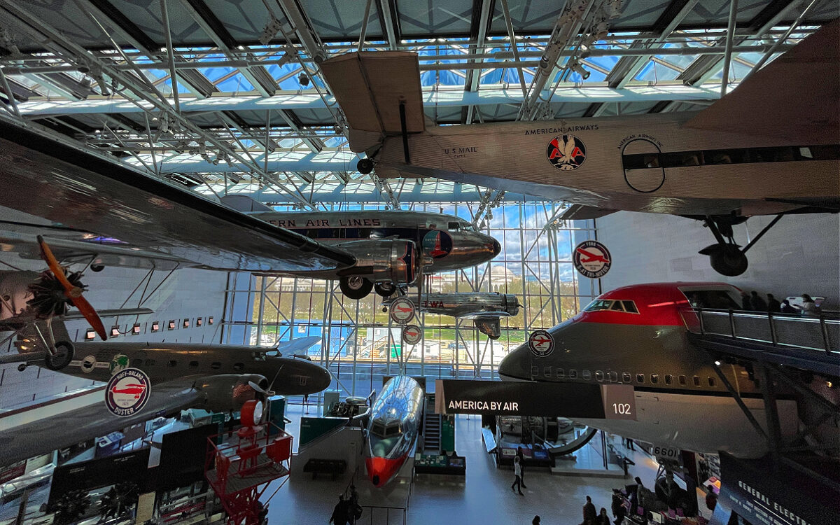 Guide to National Air and Space Museum Washington DC - Sunshine Whispers