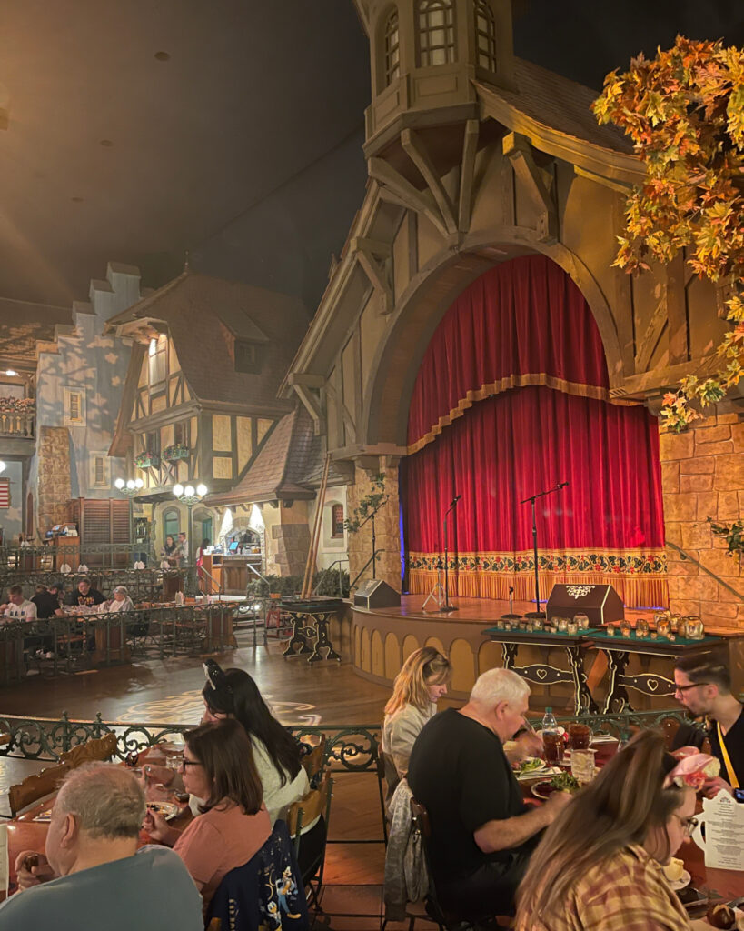 Biergarten Restaurant in Epcot: Always Oktoberfest - Sunshine Whispers