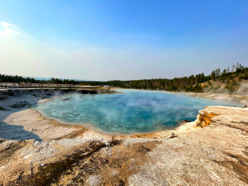 Yellowstone Geysers and Hot Springs: The Complete Guide - Sunshine Whispers