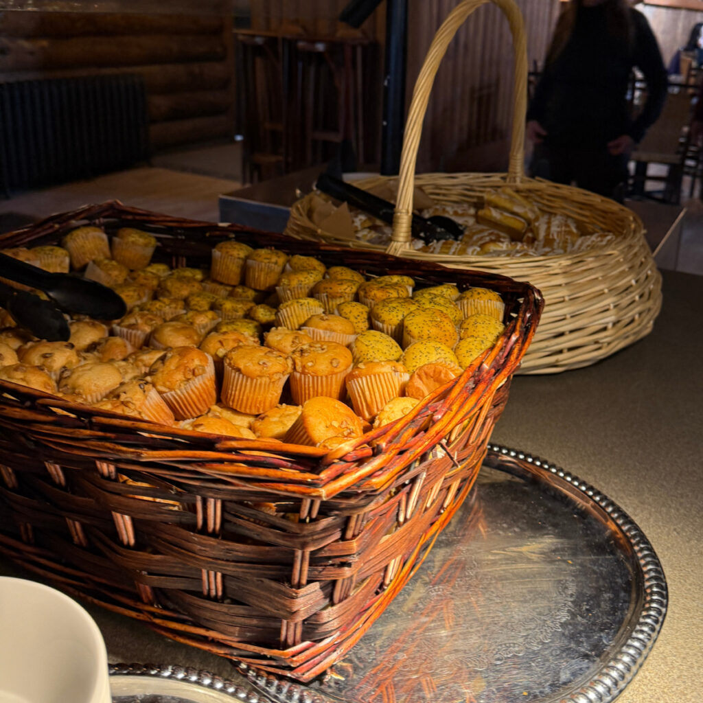 Old Faithful Inn Review: Is This Historic Yellowstone Lodge Worth the ...