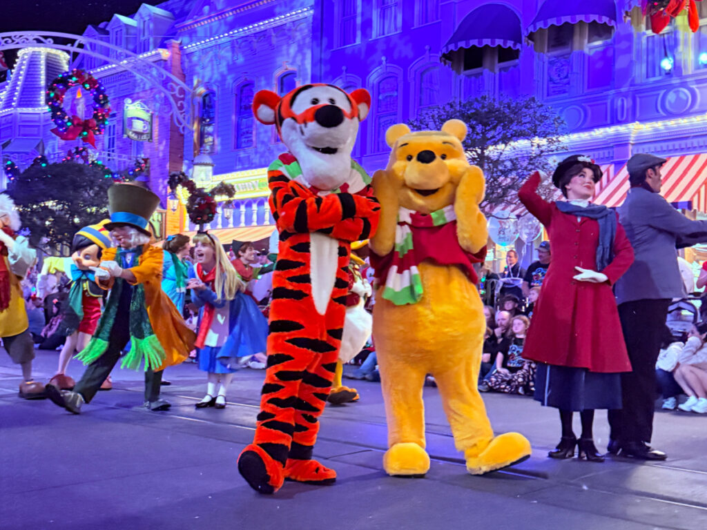 Best Parade Viewing Spots at Magic Kingdom (Insider Tips + Parade Route ...