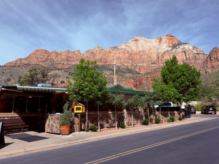 Best Restaurants in Springdale Near Zion National Park - Sunshine Whispers